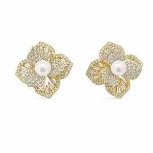 ANGEL BAROCCO Freshwater Pearl Crystal Flower Stud Earrings - Gold