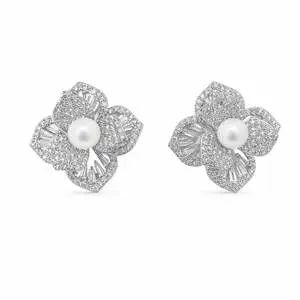 ANGEL BAROCCO Freshwater Pearl Crystal Flower Stud Earrings - Silver