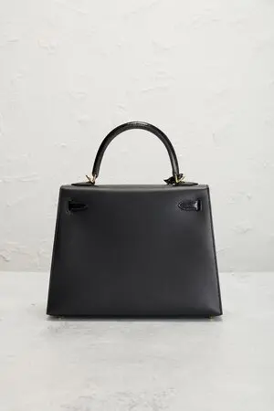 Hermès Madame & Shiny Niloticus Crocodile Kelly Touch 25 Sellier Handbag In Black - Noir