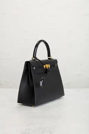Hermès Madame & Shiny Niloticus Crocodile Kelly Touch 25 Sellier Handbag In Black - Noir