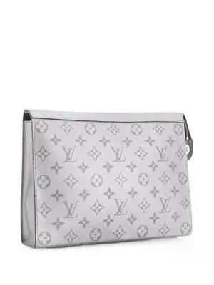 LOUIS VUITTON Pochette Voyage Reverse Monogram Eclipse Canvas Mm Clutch Bag