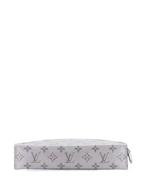 LOUIS VUITTON Pochette Voyage Reverse Monogram Eclipse Canvas Mm Clutch Bag