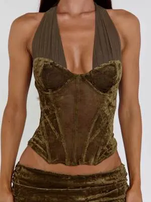OUTCAST Tryial Top Olive