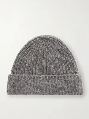 Auralee Ribbed Cashmere Beanie