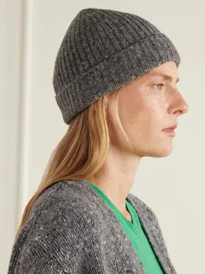 Auralee Ribbed Cashmere Beanie