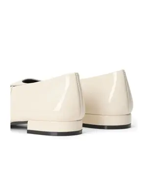 STUART WEITZMAN Lenny Flat