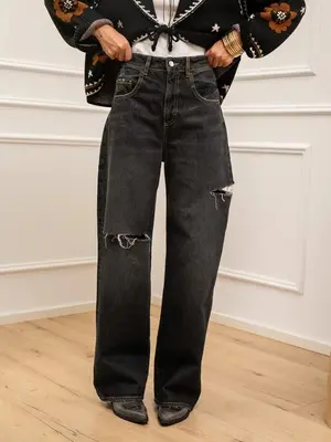 ICON DENIM LOS ANGELES Distressed Jeans