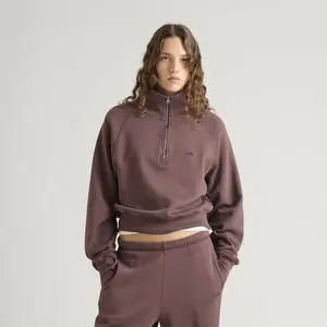 END. Classic Quarter Zip