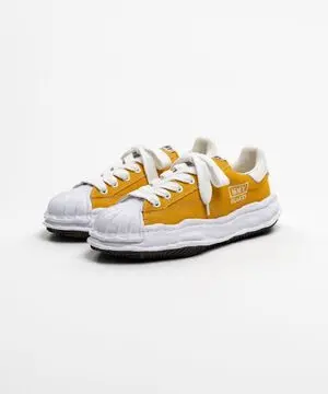 Mihara Yasuhiro Blakey Pleated-toe Low-top Sneakers