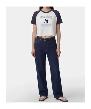 SPORTY  RICH Short-sleeved T-shirt