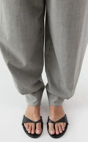 ST. AGNI Everyday Thong Flat