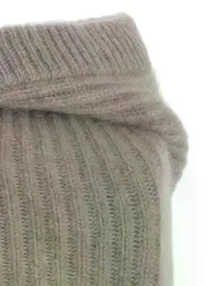 Arch4 Ribbed Cashmere Hood - Neutrals