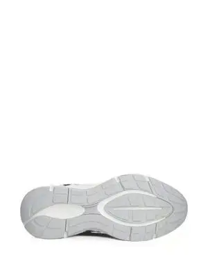 Lacoste Run Set Evo Logo-patch Panelled Sneakers