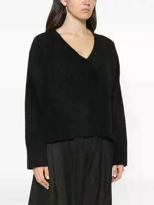C.T.PLAGE V-neck Wool Sweater