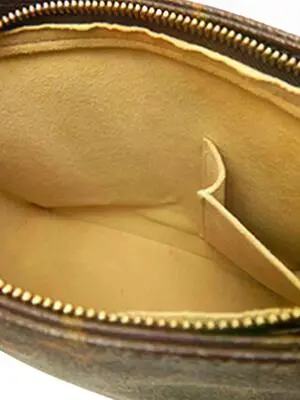 LOUIS VUITTON 2001 Monogram Looping Mm Shoulder Bag