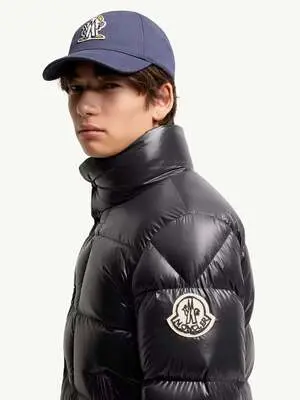Moncler Piumino Corto Bendola In Laqu - Black