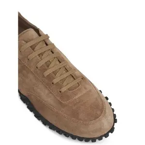 COMMON PROJECTS Flat-soled Sneakers