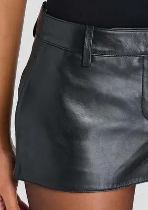 Retrofete Valesia Leather Short
