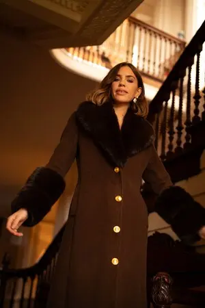 HORTONS ENGLAND Huntington Chocolate Cashmere Coat