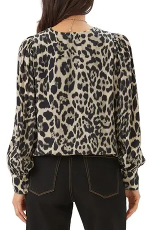 Karen Kane Puff Sleeve V-neck Top