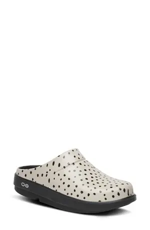 OOFOS Oocloog Limited Clog - Pebble