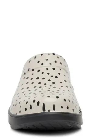 OOFOS Oocloog Limited Clog