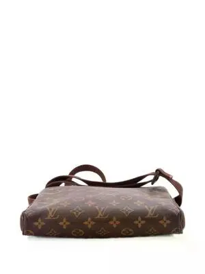 LOUIS VUITTON Trotteur Beaubourg Handbag Monogram Canvas Crossbody Bag