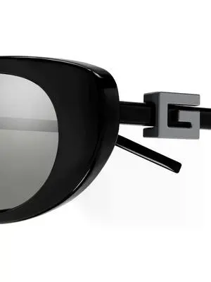 Gucci Cat-eye Sunglasses