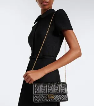 Fendi Tube Ff Leather Wallet On Chain - Black