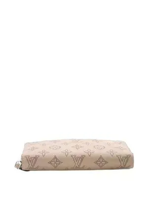 LOUIS VUITTON Zippy Wallet Mahina Leather Small Wallets