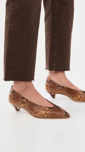 JAMIE HALLER The Trap Pumps