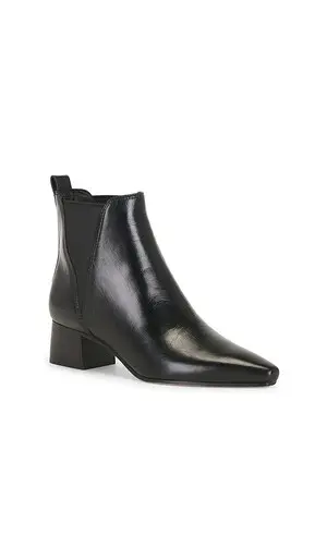 Veronica Beard Astra Boot In Black