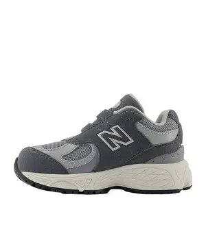 NEW BALANCE 2002 Hook And Loop Sneakers