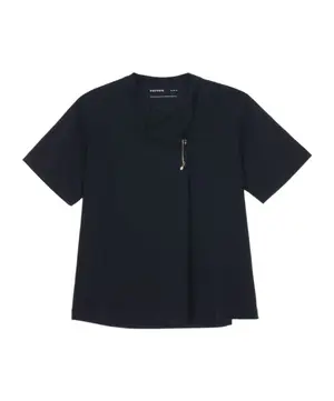 Carven Kilt Pin Detail T-shirt - Black