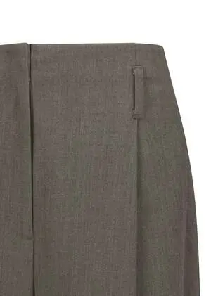 AMOMENTO Straight Tuck Pants