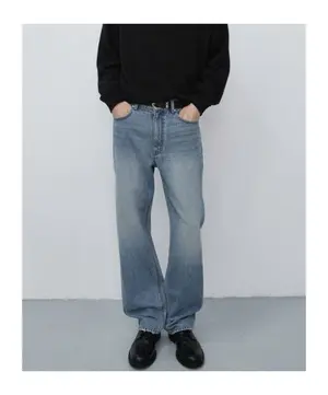 DUNST Loose Straight-leg Jeans