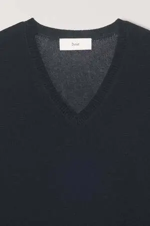 DUNST Cashmere V-neck Knitted Sweater