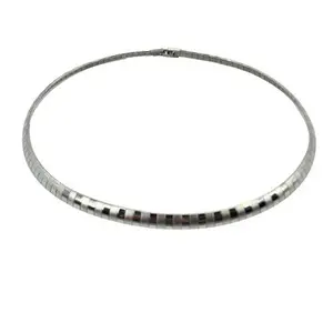 MADISON BEVERLY HILLS Vintage 1980s Tone Collar Necklace - Silver