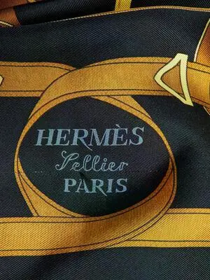 Hermès Eperon D'or Silk Scarf - Black