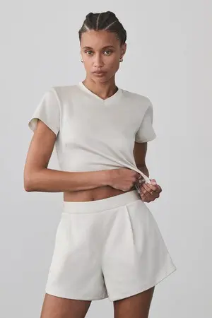 ARTEMIS DICIERO Rosie Tee