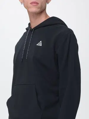 Nike Contrast Logo Hoodie With Kangaroo Pocket And Drawstring