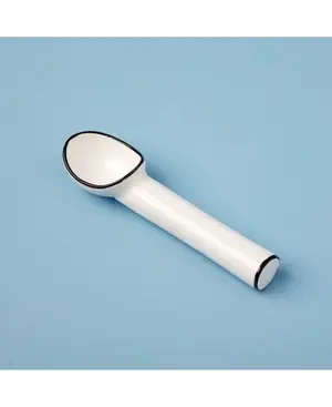 BE HOME Harlow Ice Scoop