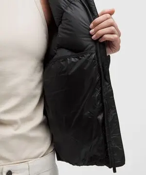 Lululemon Featherweight Cropped Quilted Puffer - Black