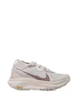 Nike Zegama Trail Sneakers - Pink