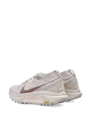 Nike Zegama Trail Sneakers - Pink