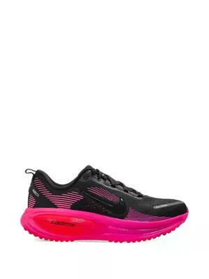 Nike Vomero 18 Logo-detail Sneakers