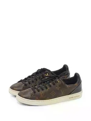 LOUIS VUITTON Monogram Sneakers