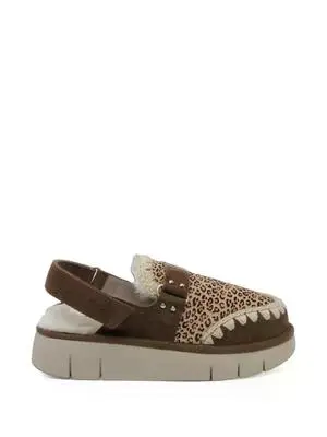 Mou Bounce Clogs - Brown