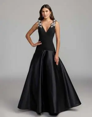 Mac Duggal