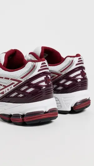 NEW BALANCE 1906 Sneakers M 6.5/ W